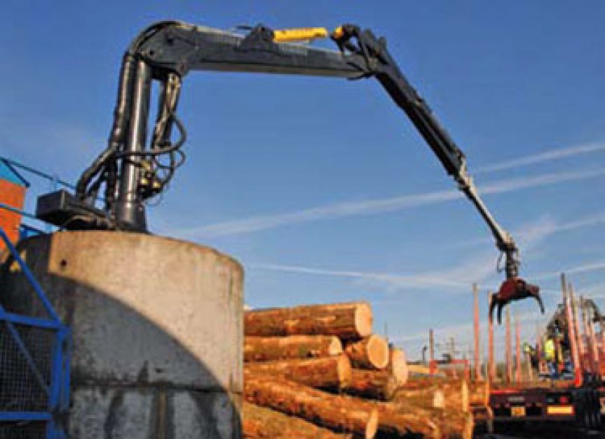 Stationary-mounted cranes - Cranab